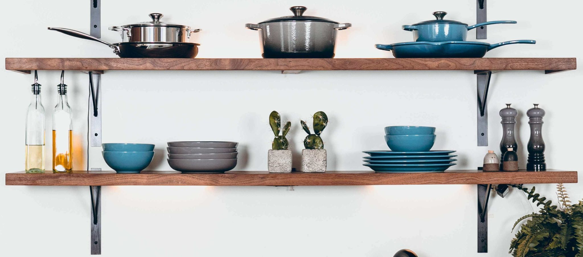 how-much-weight-can-a-floating-shelf-hold